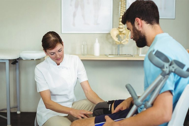 Spontaneous Osteonecrosis of the Knee (SONK) - Dr Stuart MacKenzie